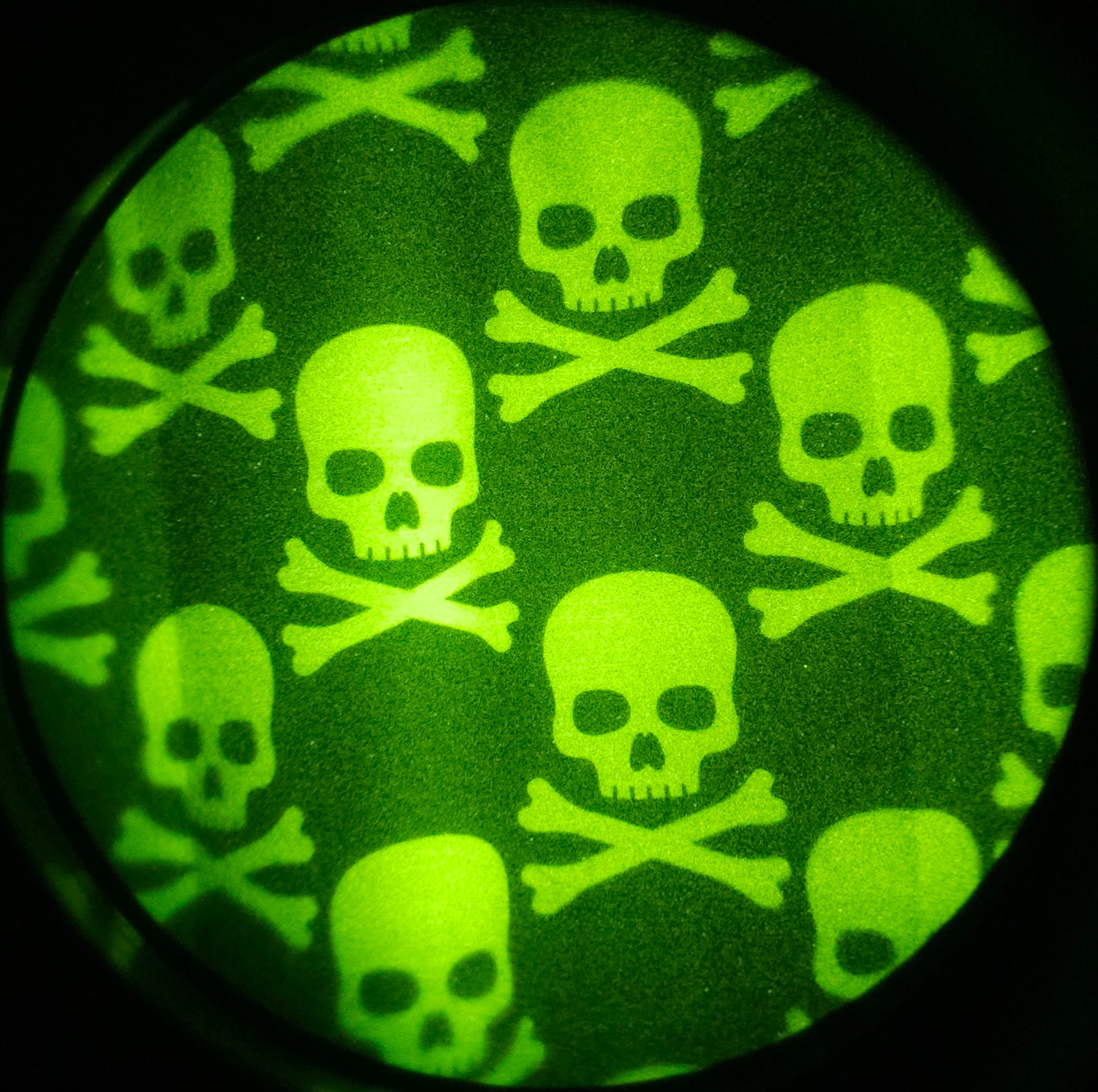 Photonis high gain green phosphor PVS-14 – nicksnightvision